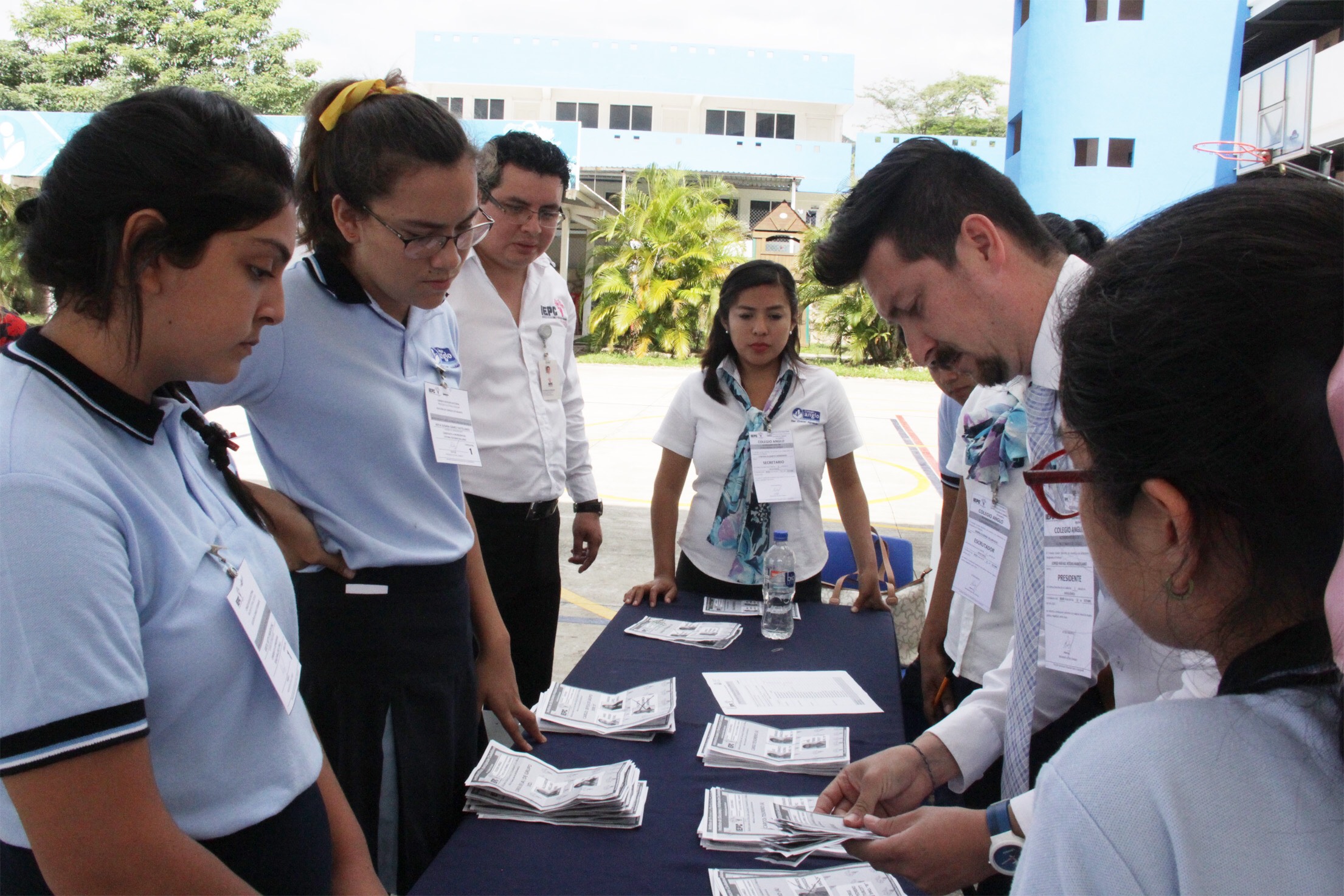 FOMENTA IEPC CULTURA DEMOCRÁTICA EN COMUNIDAD ESTUDIANTIL